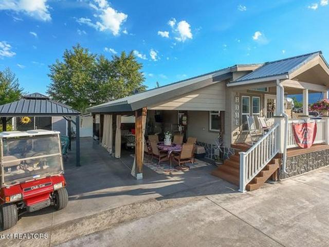 850 Buckboard Dr, Star Valley Ranch, WY 83127