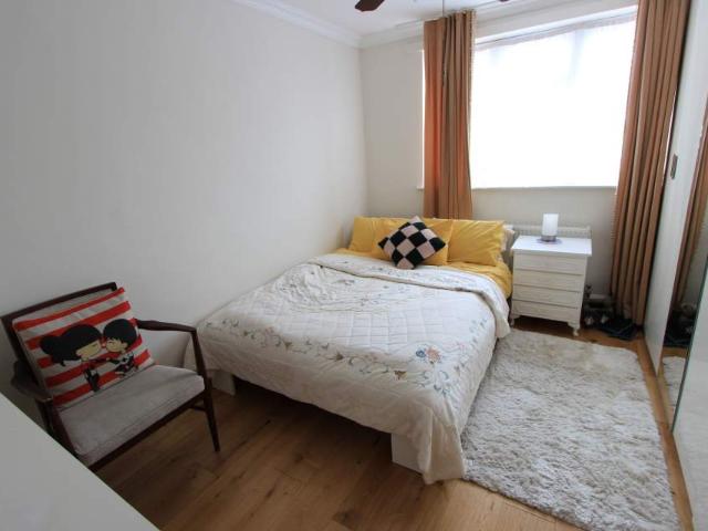 £850 DOUBLE ROOM SOUTHGATE N14