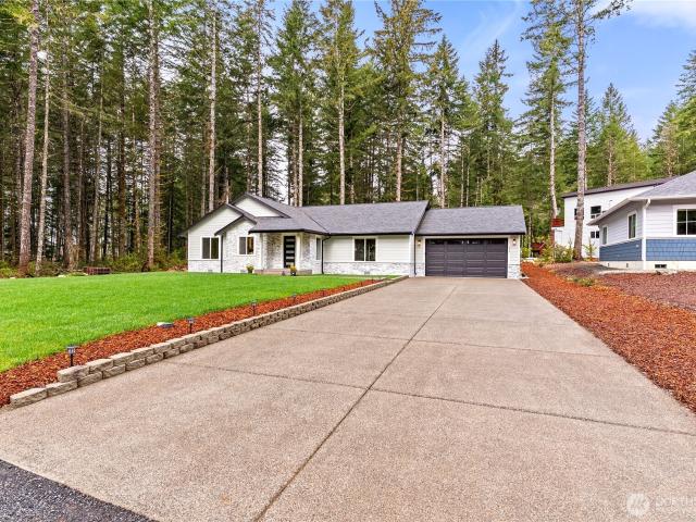 850 E Vine Maple Lane