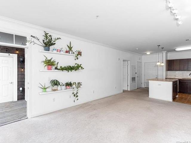 850 East Main St 412, Stamford, CT