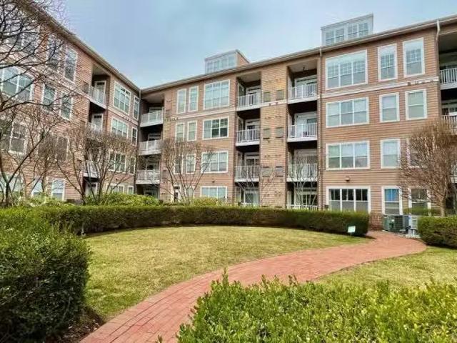 850 East Main Street, APT 430, Stamford, CT 06902