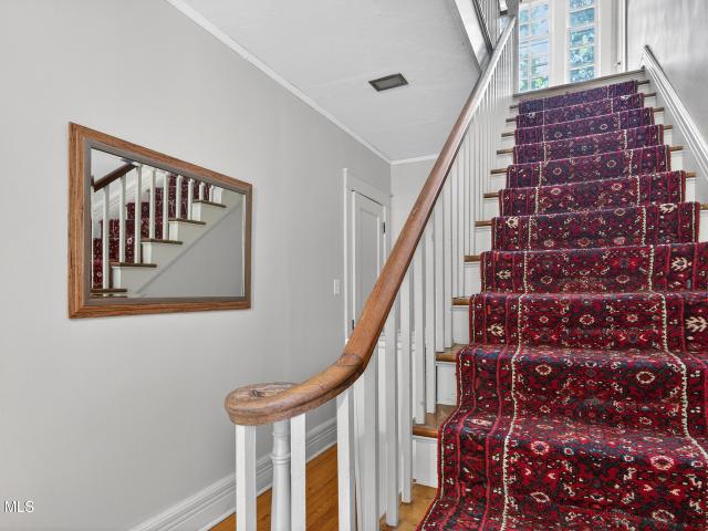 850 Mercer Street