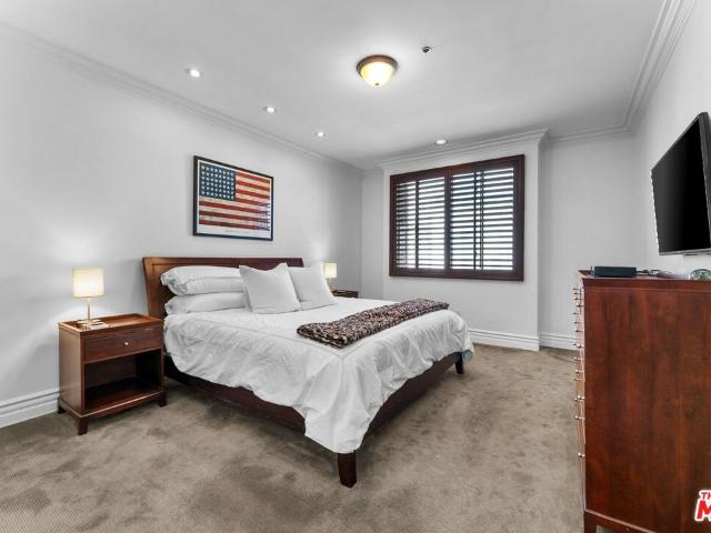 850 N Croft Ave, Unit 302, Los Angeles, CA 90069 | MLS #26671