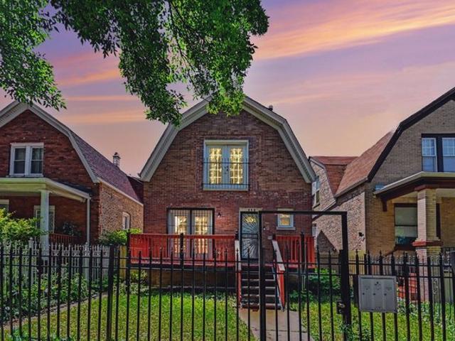 850 N Keystone Ave, Chicago, IL 60651