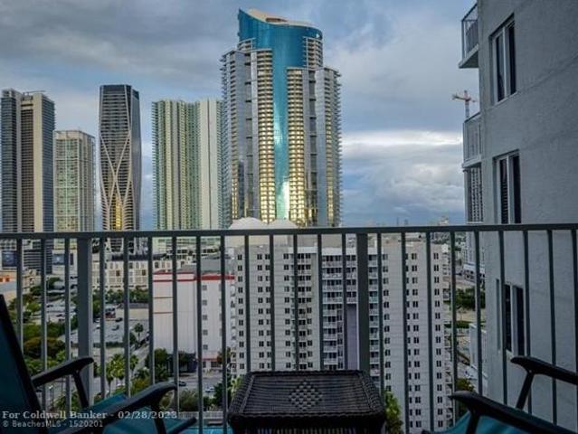 850 N Miami Ave #W2010, Miami, FL 33136