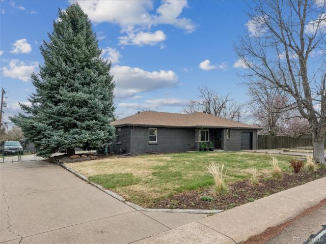 850 S Flower St, Lakewood, CO 80226 | MLS #8241 | Compass