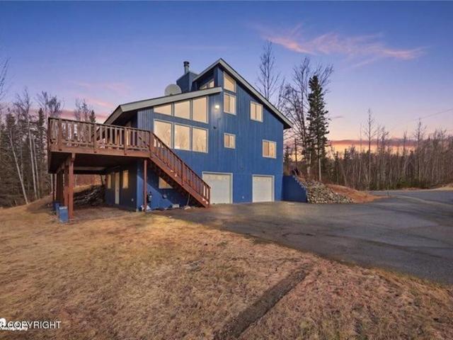 850 S Joanne Dr, Palmer, AK 99645
