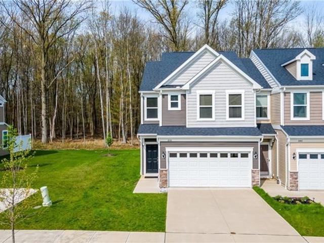 850 S Parkside Dr, Westlake, OH 44145