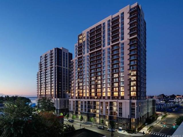 850 South Pacific St #6, Stamford, CT 06902