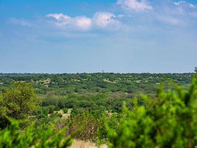 850 SD 24755, Rocksprings, TX 78880