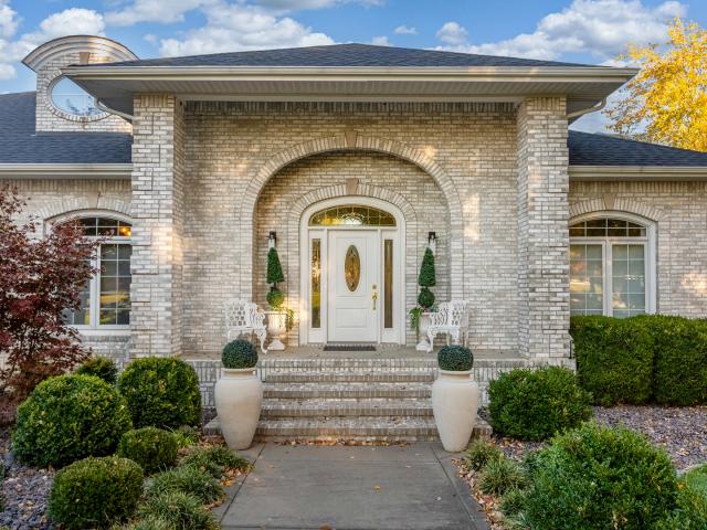 850 Stone Creek Drive