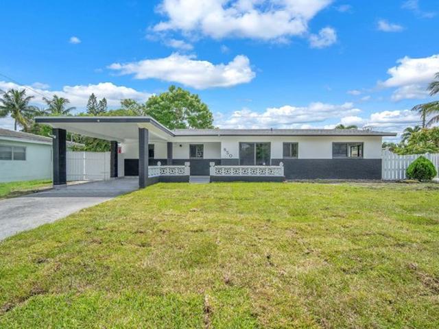 850 SW 1st Ter, Pompano Beach, FL 33060