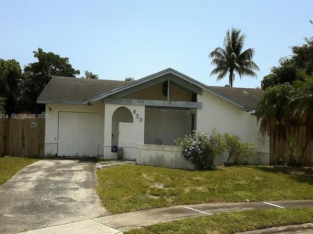 850 SW 55th Way, Margate, FL 33068