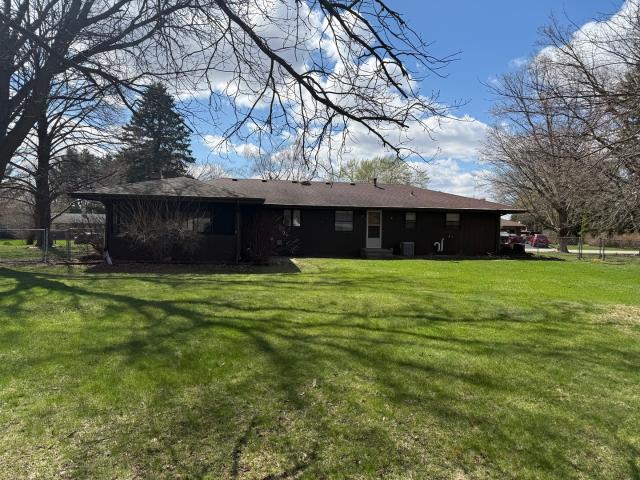 850 Palau Parkway