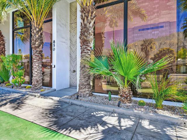 850 Palm Canyon Drive