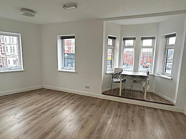 £850 PCM, Spacious One Bedroom First Floor Flat in North Clive Street, Grangetown, Cardiff, CF11 6NP