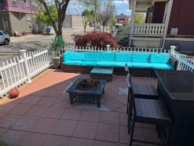 $850 ROOM FOR RENT INCLUDES EVERYTHING PLUS WIFI