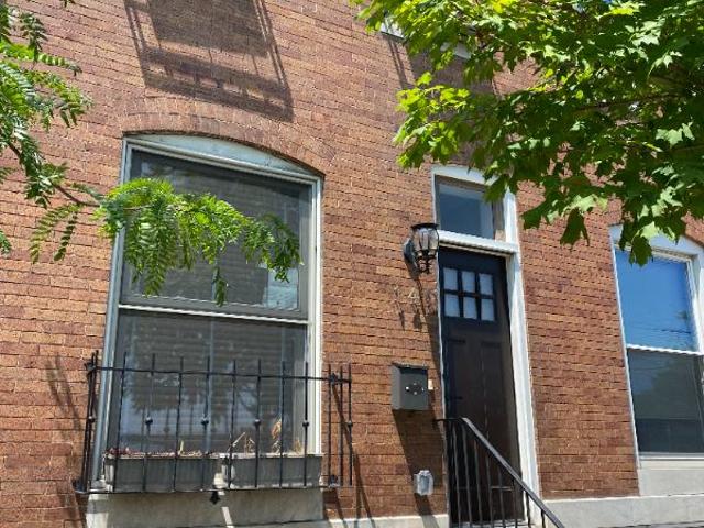 $850 Room for Rent Private Bath 146 N East Ave