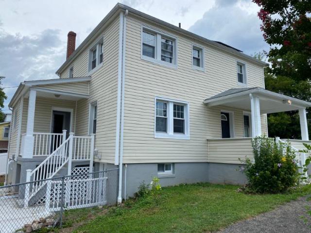 $850 Room for Rent Private Bath 4319 Kenwood Av
