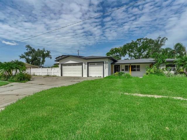 850 Rafael Blvd NE, Saint Petersburg, FL 33704