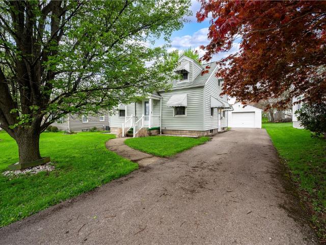 850 Woodland Rd