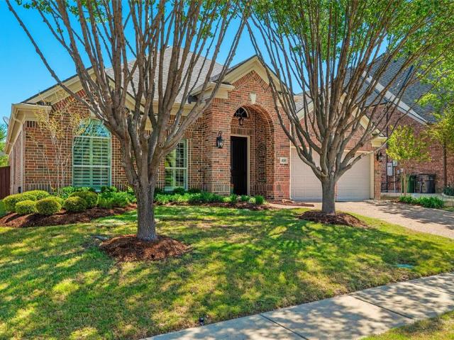 850 Woodview Drive