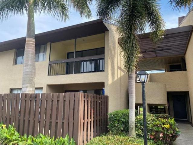 850 Village Lake Terrace N #201, Saint Petersburg, FL 33716