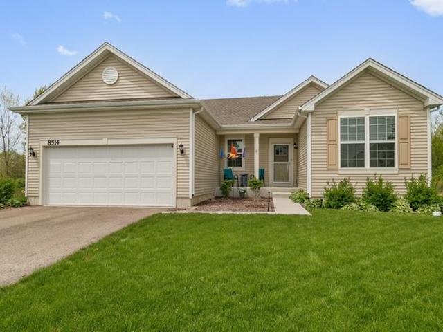 8514 White Oaks Ct, Wonder Lake, IL 60097