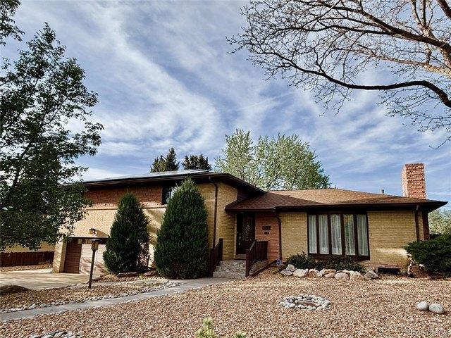8515 Meadowlark Dr, Lakewood, CO 80226