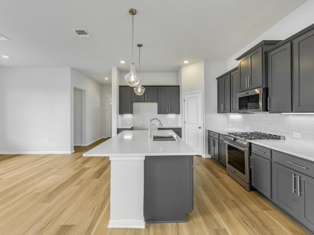 8515 Dongan Dr, Austin, TX 78744 | MLS #4688