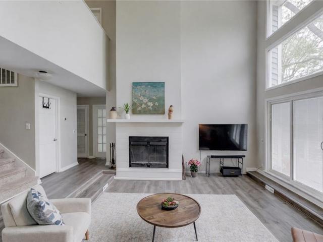 8515 Lake Drive