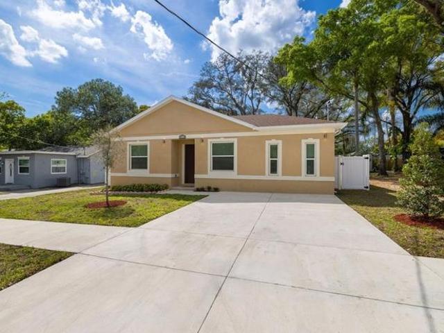8516 N 48th St, Tampa, FL 33617