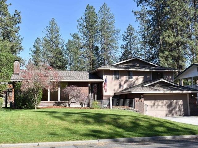 8516 N Greenwood St, Spokane, WA 99208