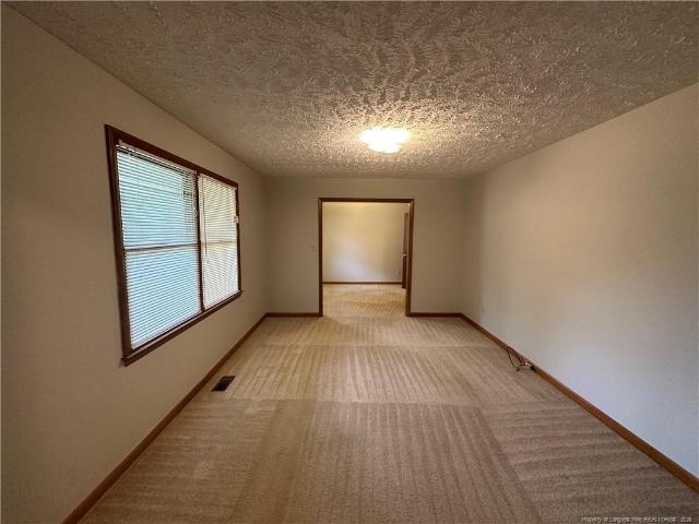 8516 Amish Drive