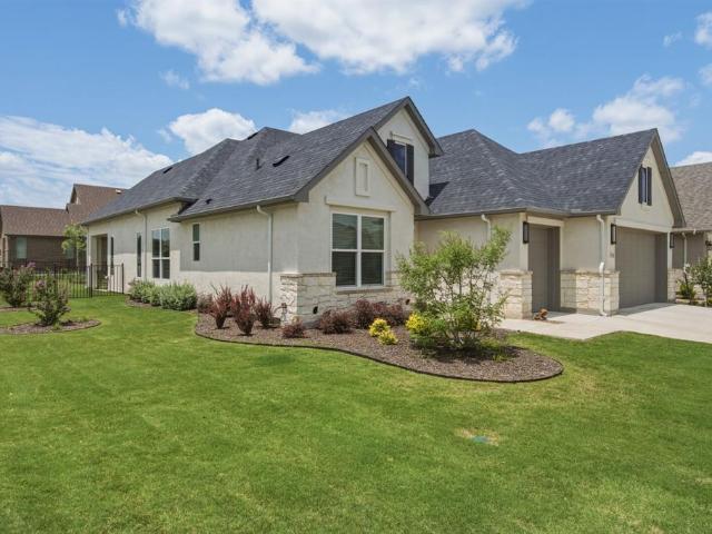8516 Ebony Way