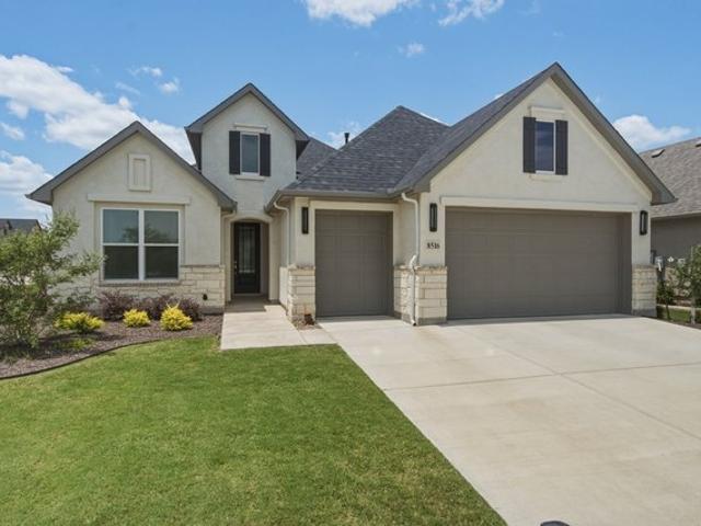 8516 Ebony Way, Denton, TX 76207