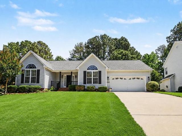 8516 Plimoth Hill Dr, Wake Forest, NC 27587