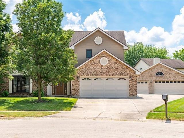 8517 Cameo Ln, Huber Heights, OH 45424
