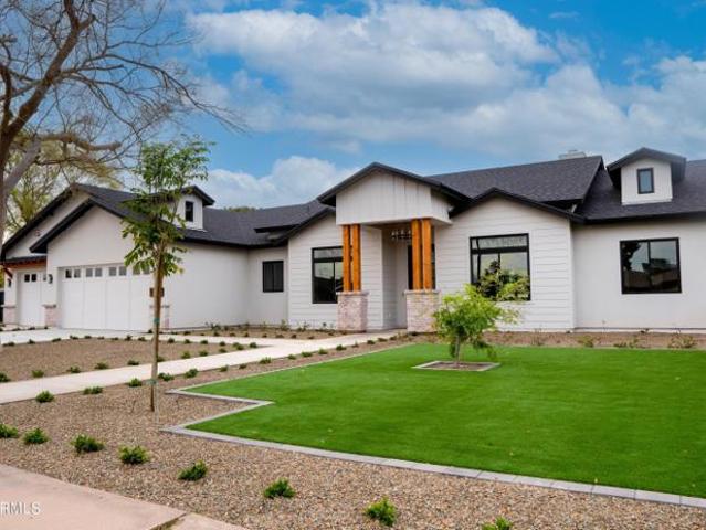 8517 E Highland Ave, Scottsdale, AZ 85251