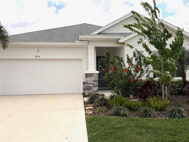 8518 Arrow Creek Dr, Parrish, FL 34219