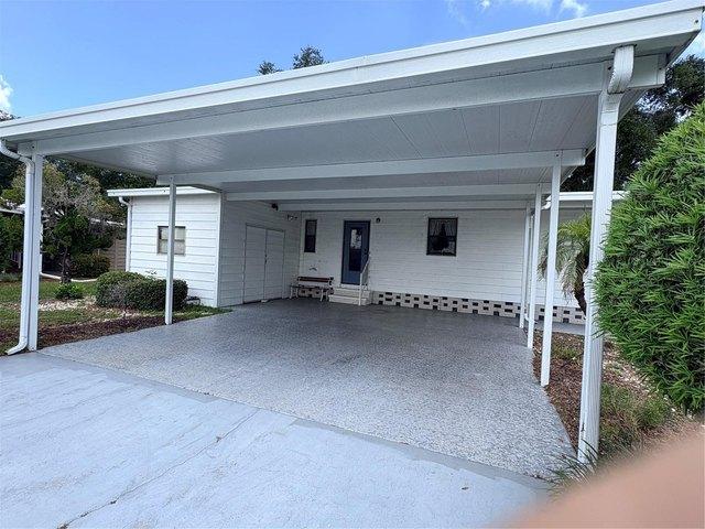 8519 Buckingham Pl, Palmetto, FL 34221