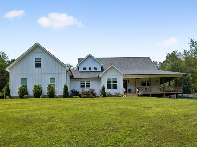 8519 Cedar Retreat Ln, Harrison, TN 37341