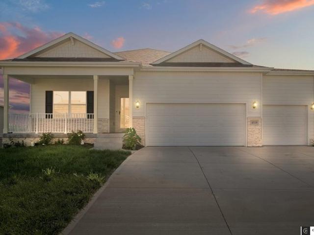 8519 S 63rd St, Papillion, NE 68157
