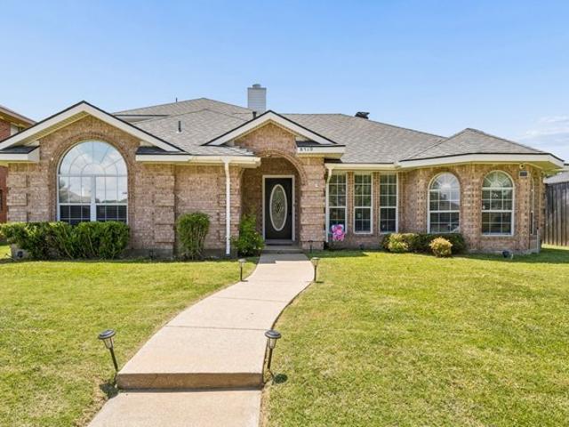 8510 Hartford Dr, Rowlett, TX 75089