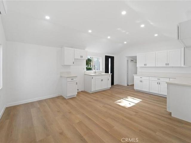 8510 Wilbur Ave, Northridge, CA 91324
