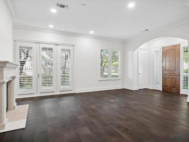 8511 Edgemere Rd, Unit 102, Dallas, TX 75225 | MLS #21187 | Compass