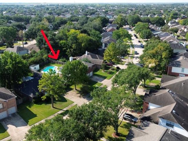 8511 Lone Maple Dr, Houston, TX 77083