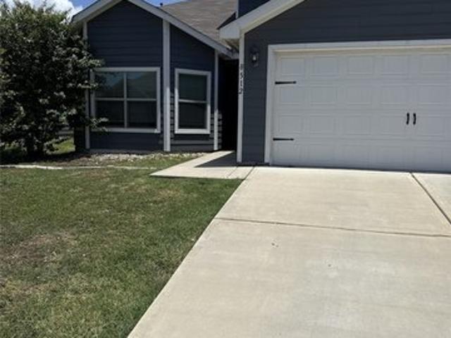 8512 Buck Mountain Pass, Fort Worth, TX 76179