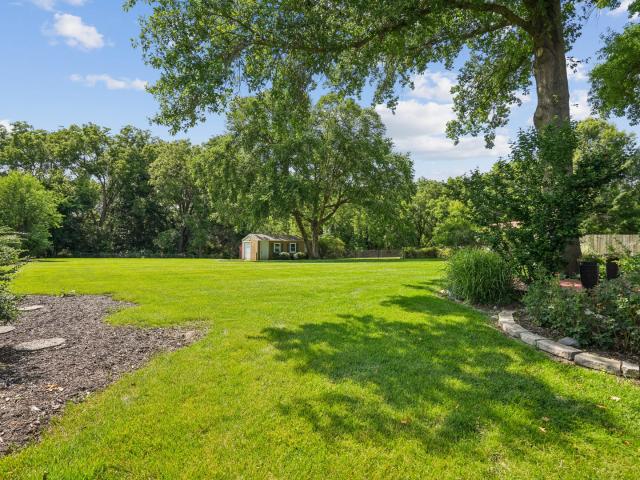 8512 Ridgewood Road