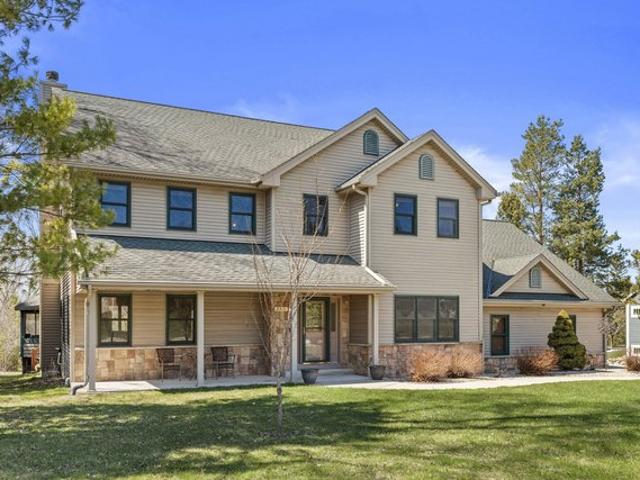 8513 S 47th St, Franklin, WI 53132